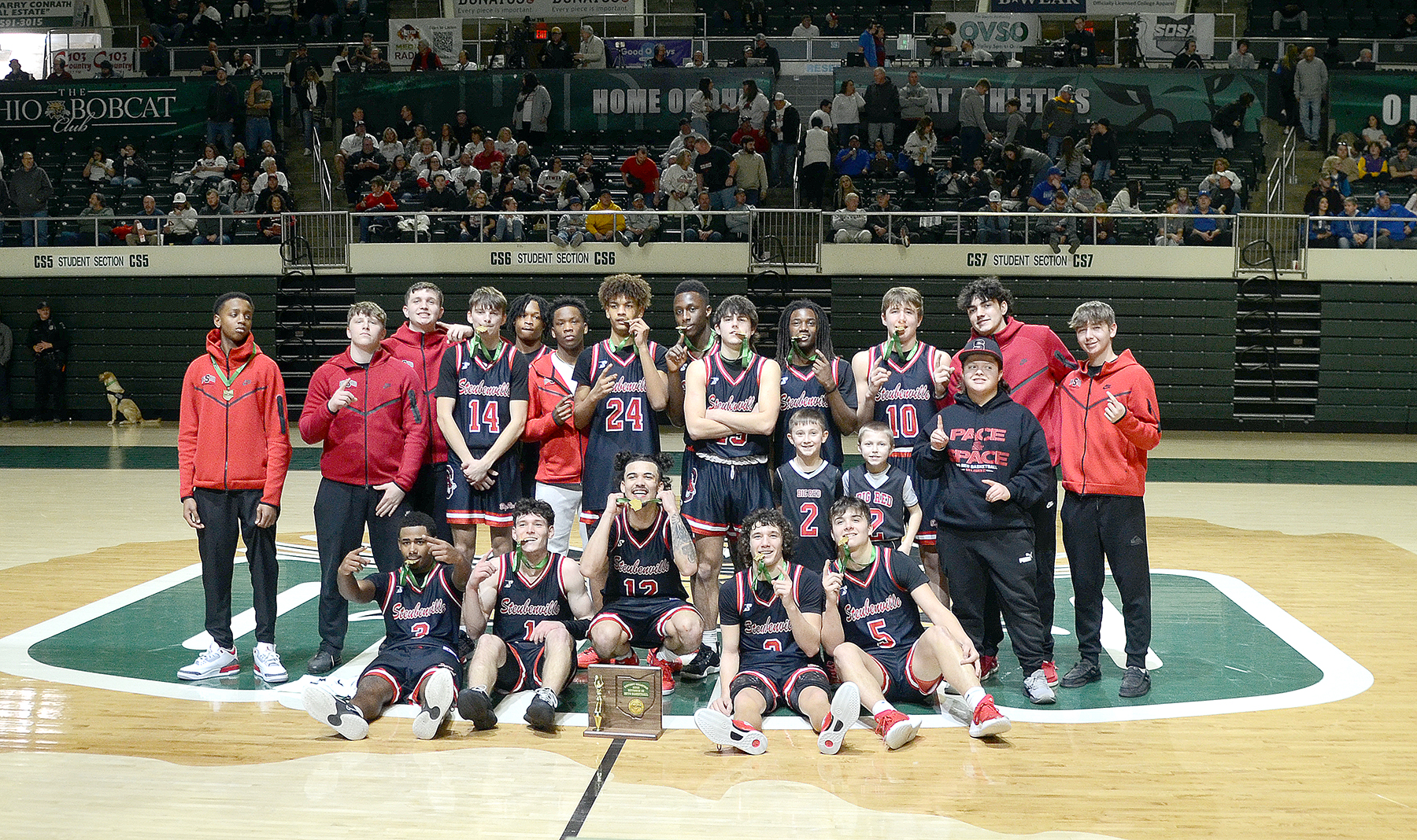 Big Red team | News, Sports, Jobs - The Herald Star